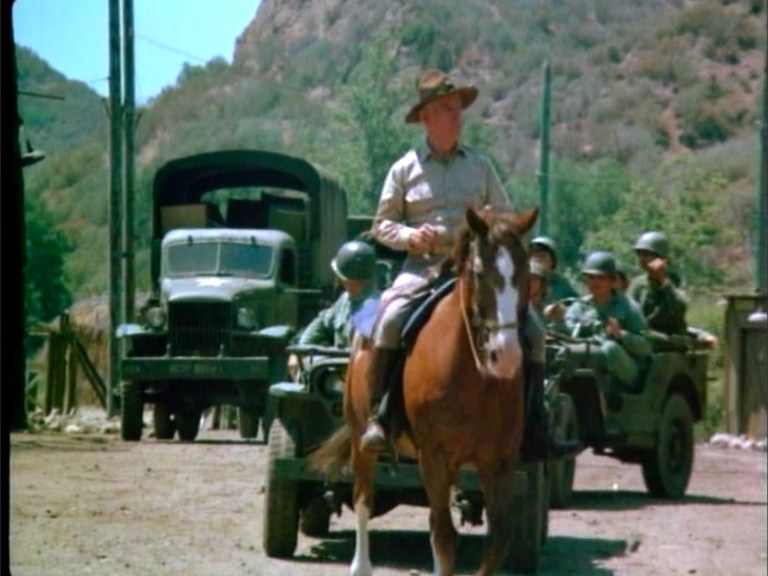 Script Spotlight 24: “Bug Out” – The M*A*S*H Historian
